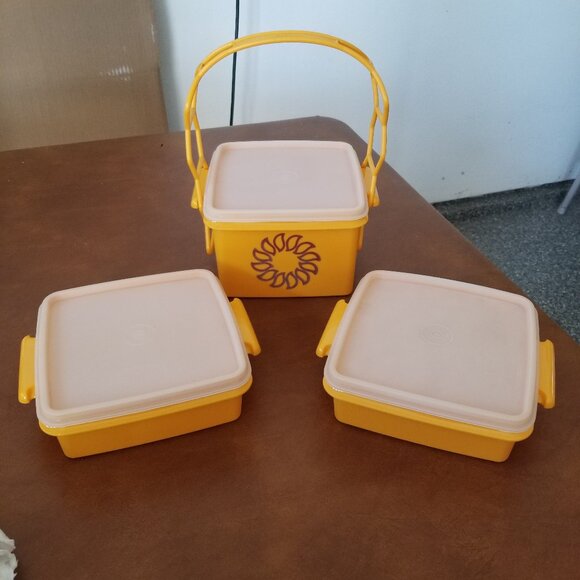 Tupperware | Kitchen | Tupperware Square Away Stacking Lunch Set 362 ...